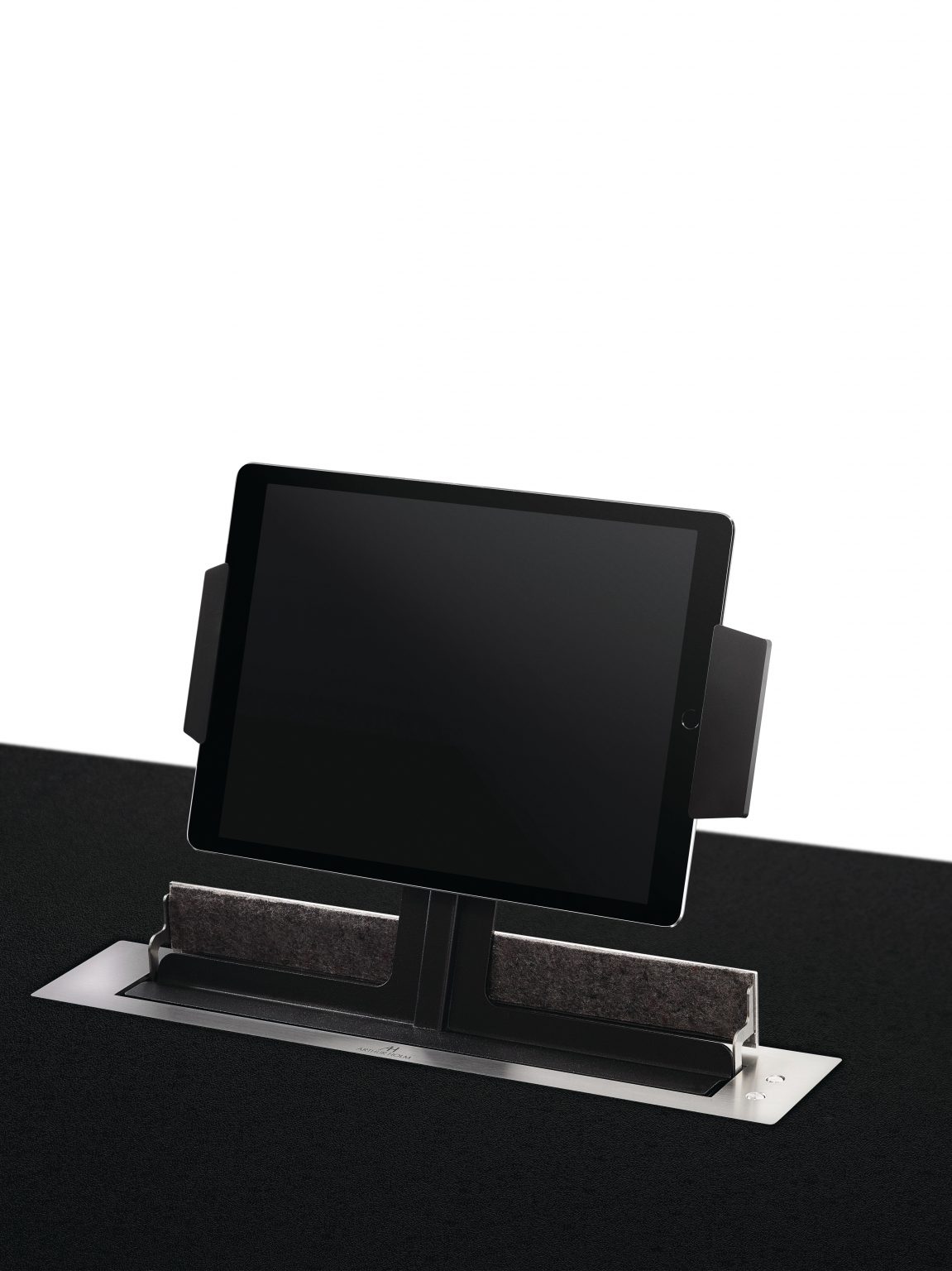 Albiral retractable monitors | High LCD Quality monitors